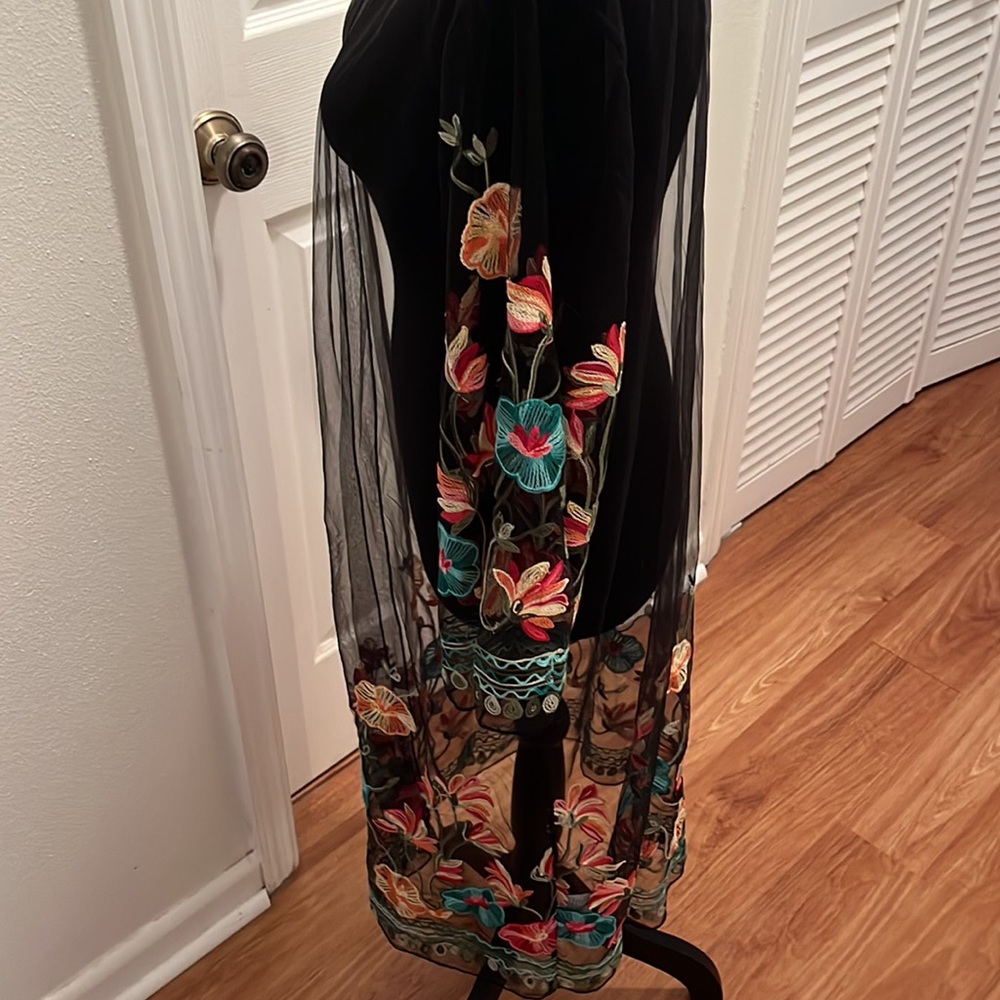 Ladies Floral Embroidered Sheer Mesh Duster - Gem